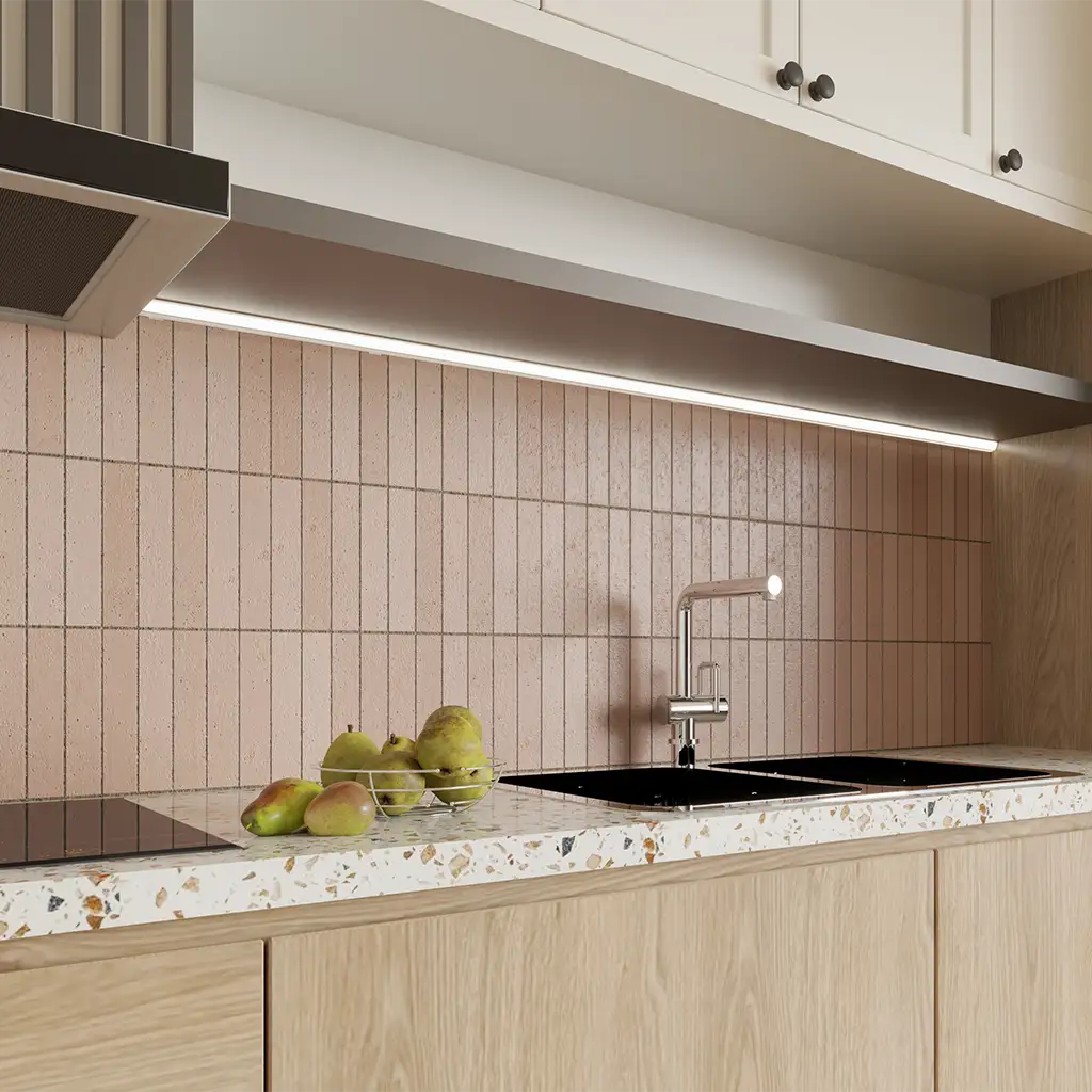 Klao: external aluminum LED profile for mirror